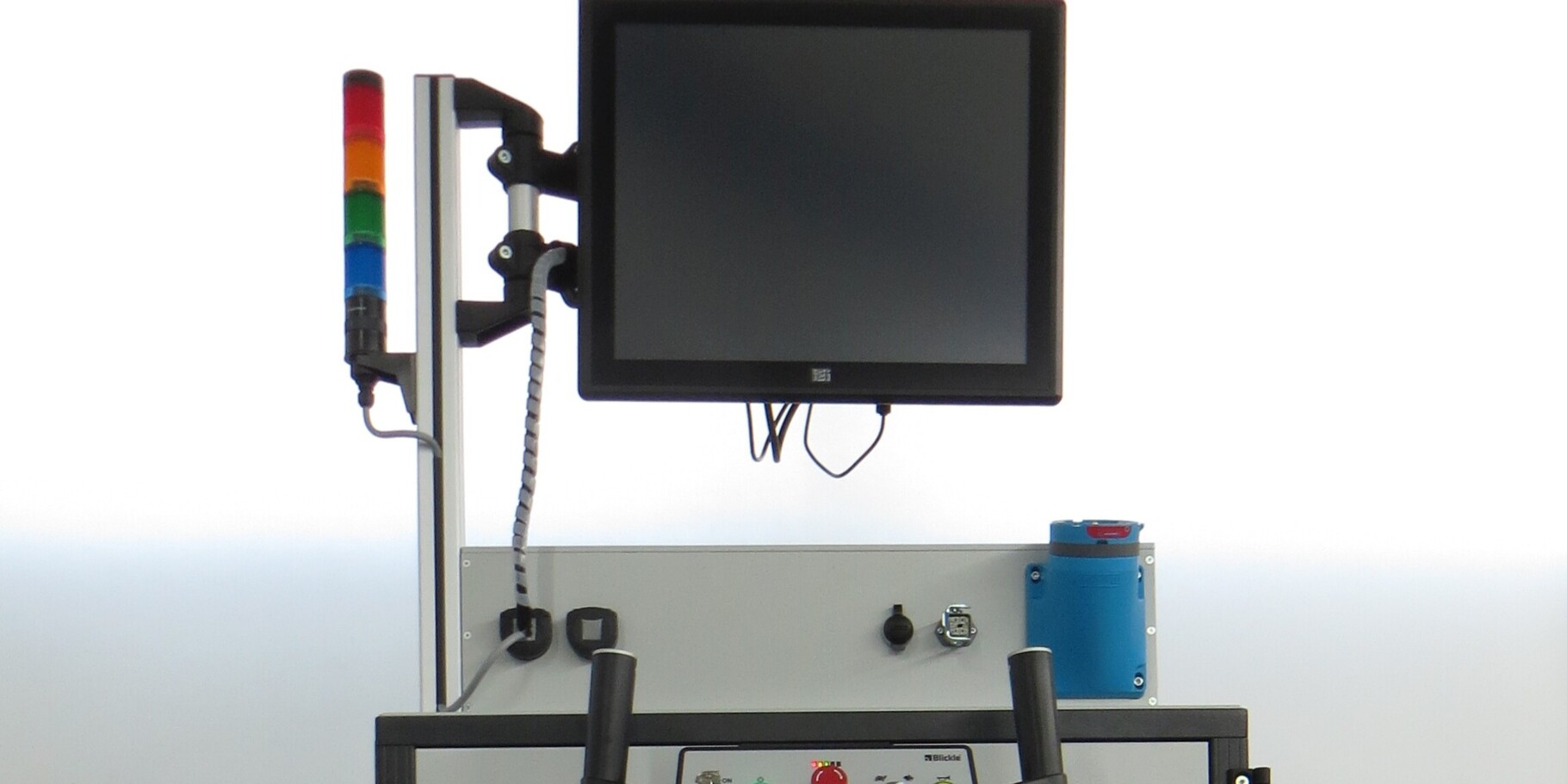 Cabin and cockpit test station / EOL - Test systems for automotive ...