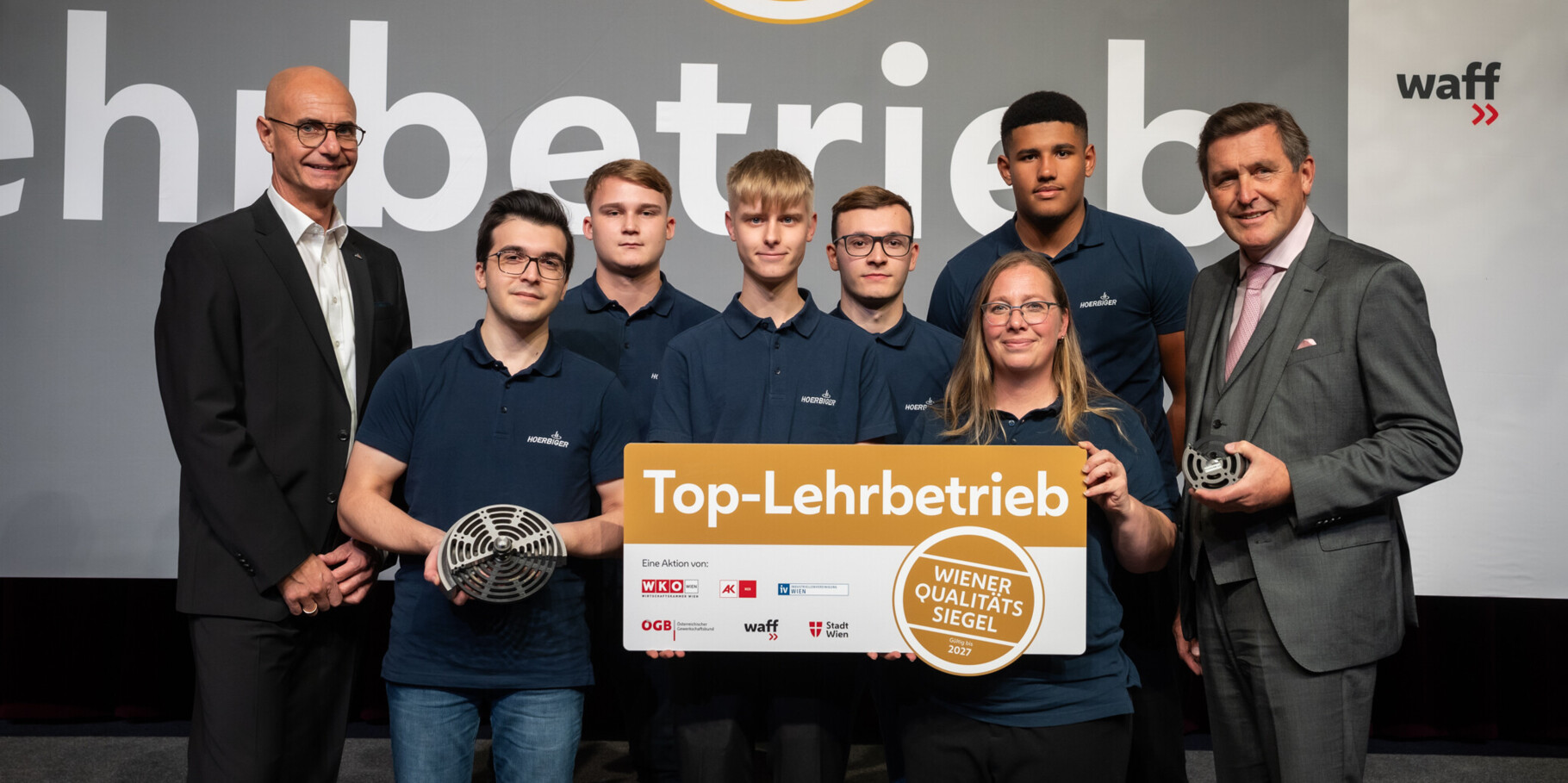 Training centre receives award - press - Newsroom - hoerbiger.com