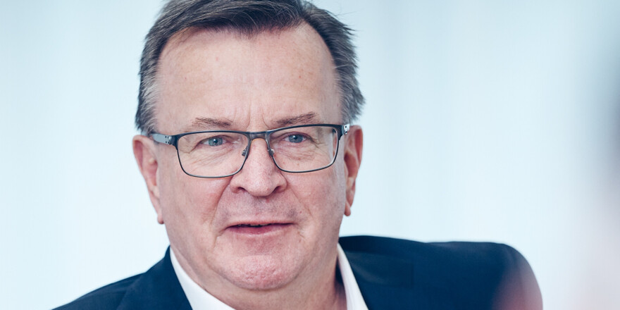 HOERBIGER Yearbook - Company - hoerbiger.com